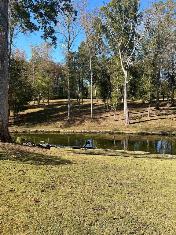 24 N County Road 30, Florence, AL 35634 | MLS# 513675 | Trulia