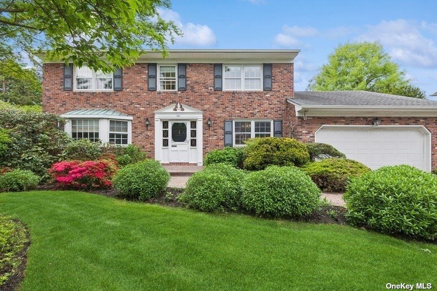 82 Roxbury Road, Garden City, NY 11530 | MLS# 3551960 | Trulia