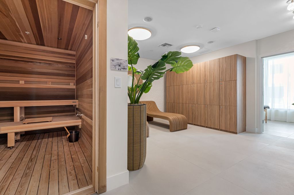 4 N Federal Hwy #111, Dania, FL 33004 - See Est. Value, Schools & More