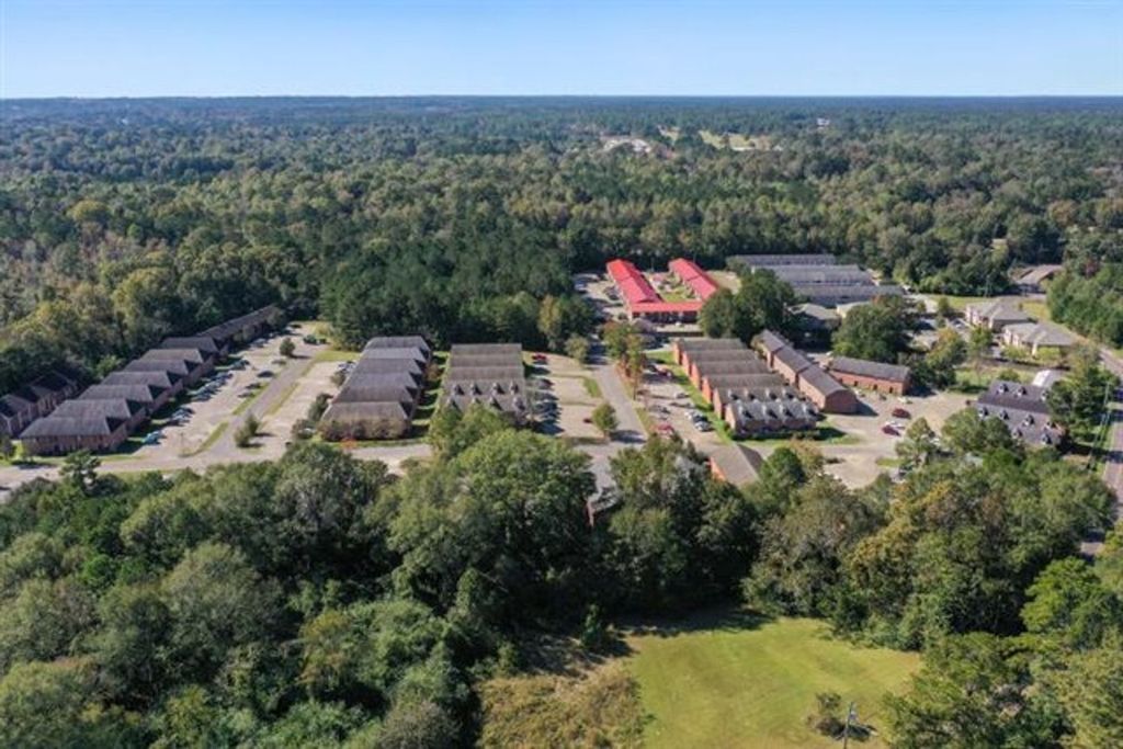 109 Shemper Dr, Hattiesburg, MS 39401 - See Est. Value, Schools & More