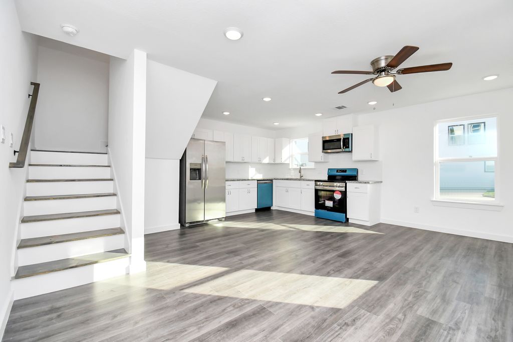 6311 Sandra St, Houston, TX 77028 - See Est. Value, Schools & More