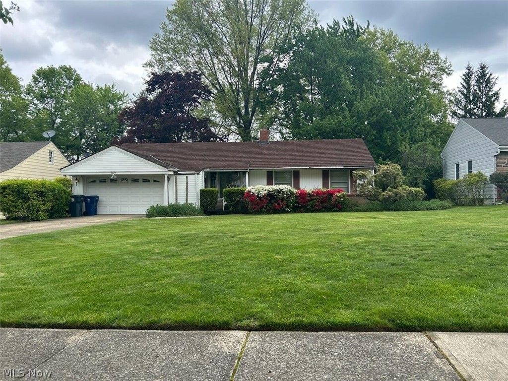 1077 Brandon Rd, Cleveland Heights, OH 44112 | MLS# 5045081 | Trulia