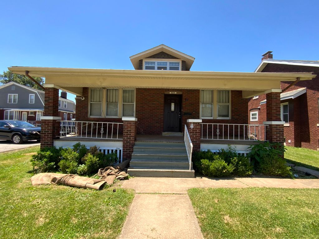 2110 W A St, Belleville, IL 62226 - See Est. Value, Schools & More