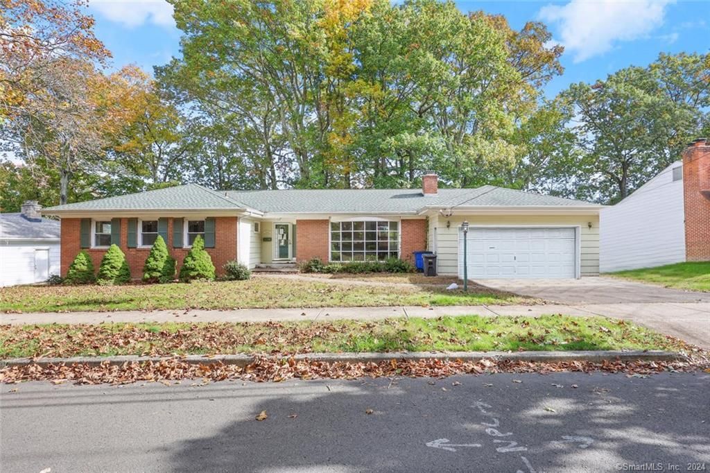 140 Stevenson Road, New Haven, CT 06515 - See Est. Value, Schools & More