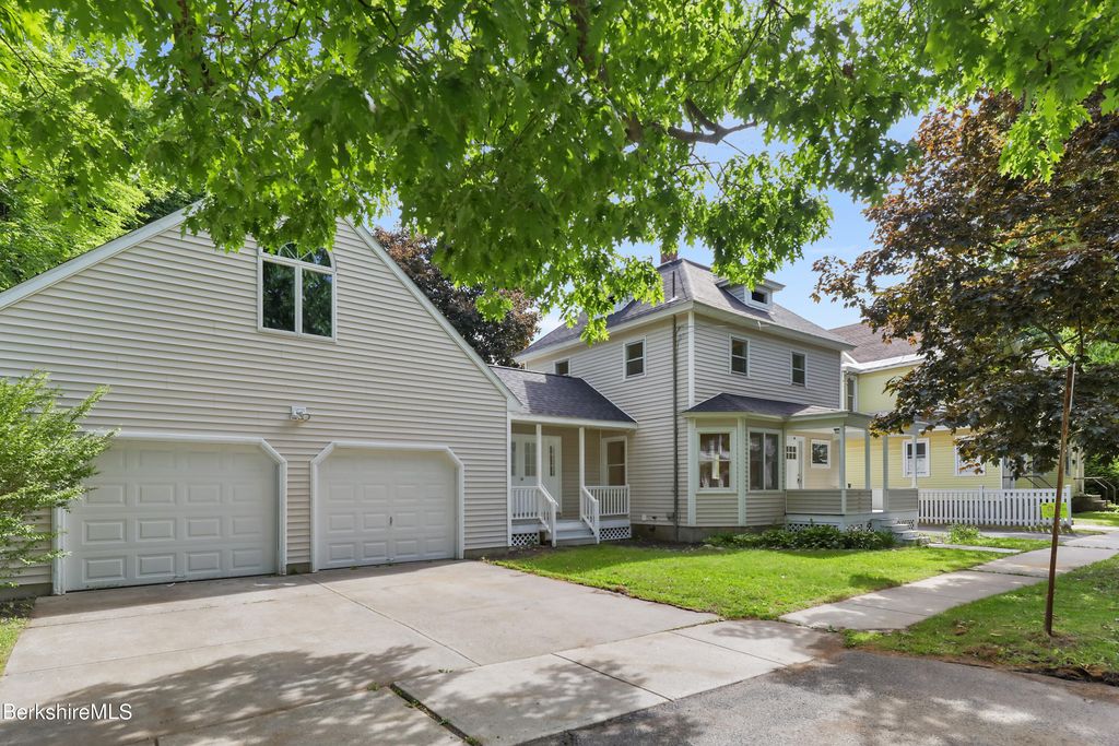 99 Lyman St, Pittsfield, MA 01201 - See Est. Value, Schools & More