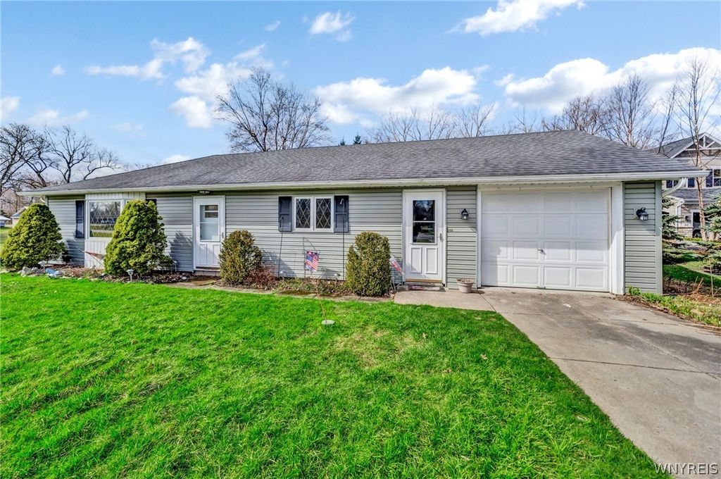 40 May Dr, Elma, NY 14059 | Trulia