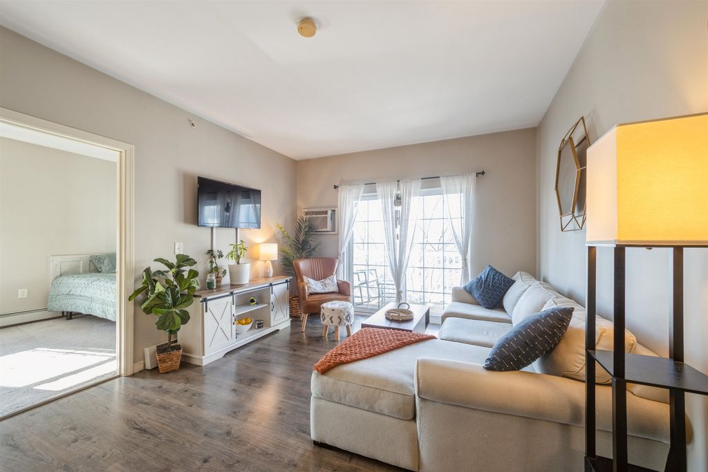 18 Harbor Avenue #312, Nashua, NH 03060 - See Est. Value, Schools & More