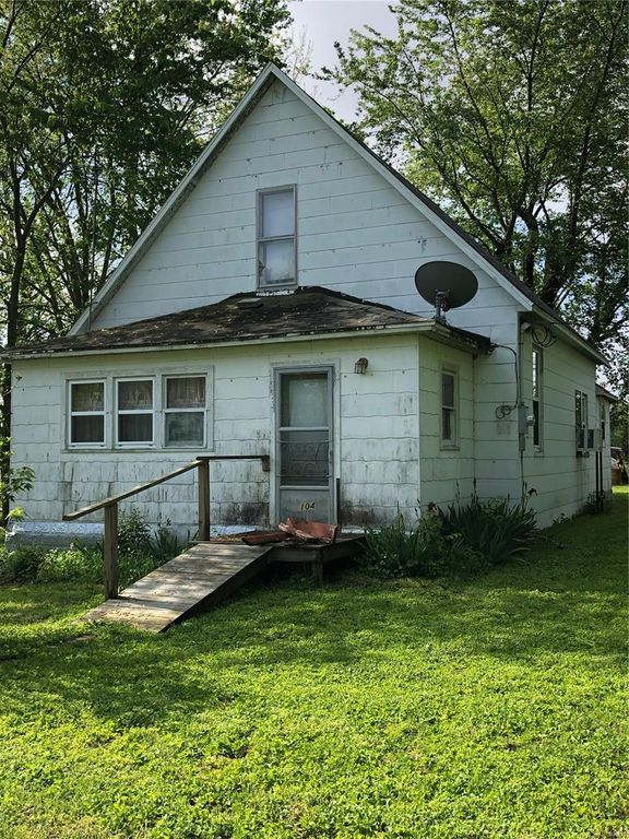 104 W Union St, Donnellson, IL 62019 | Trulia