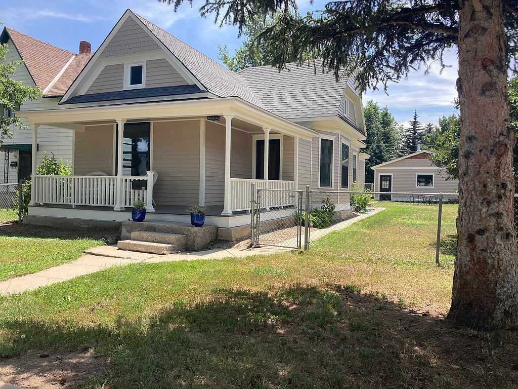 115 Wood St, Lander, WY 82520 - See Est. Value, Schools & More