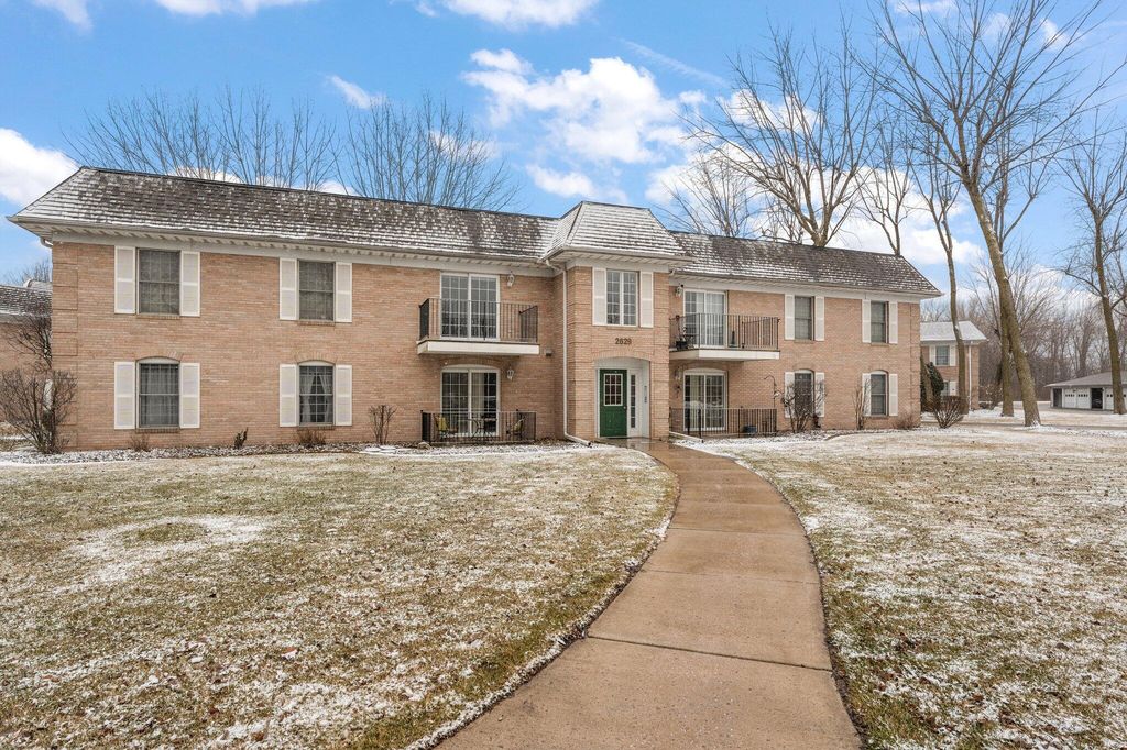 2629 Georgetowne Dr #B-2, Highland, IN 46322 - See Est. Value, Schools ...
