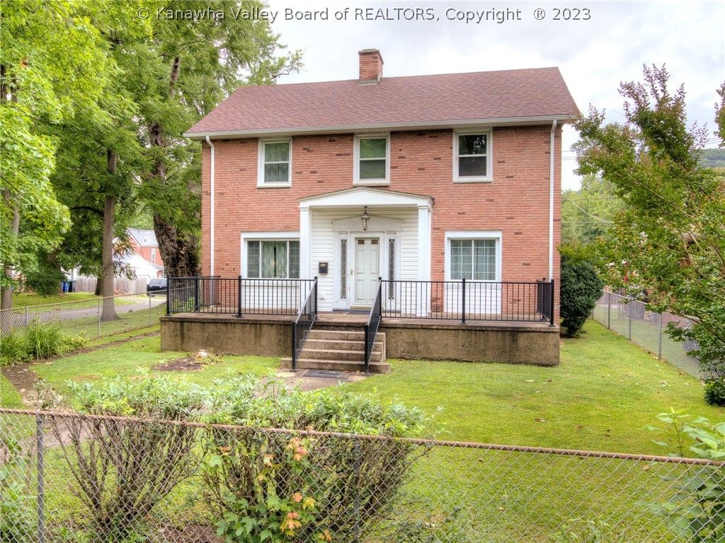 4400 Noyes Ave SE, Charleston, WV 25304 - See Est. Value, Schools & More