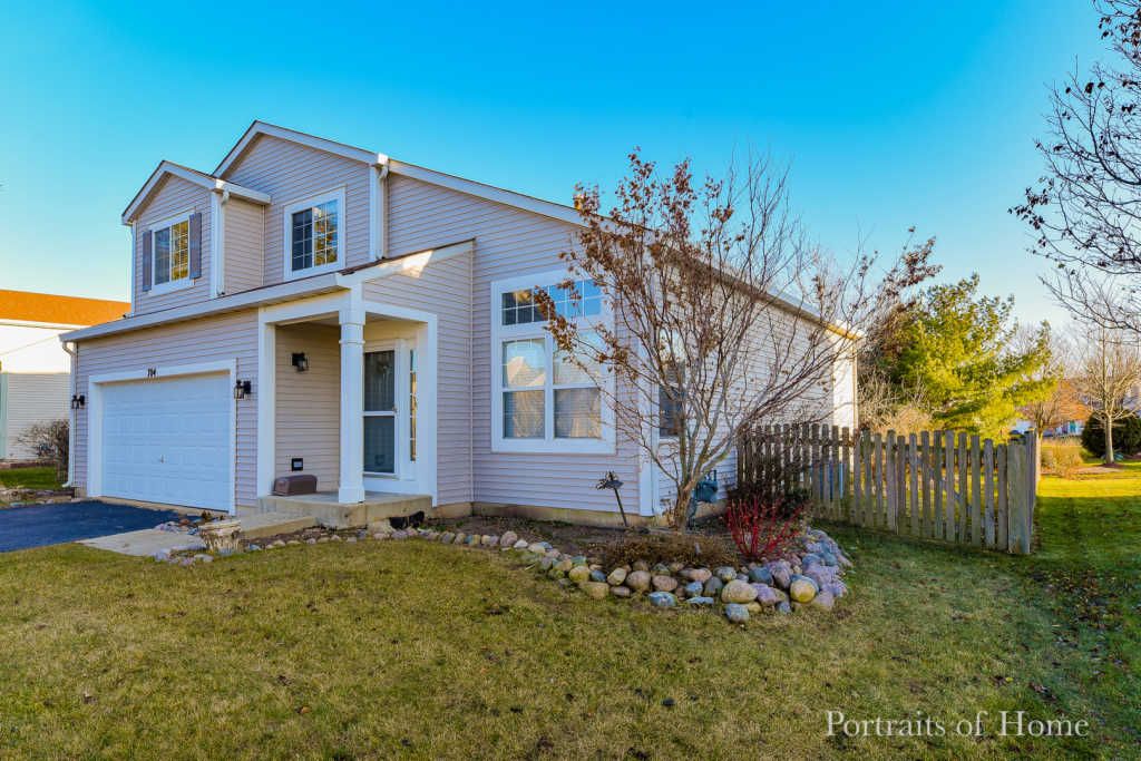 704 Blossom Ct, Oswego, IL 60543 - See Est. Value, Schools & More