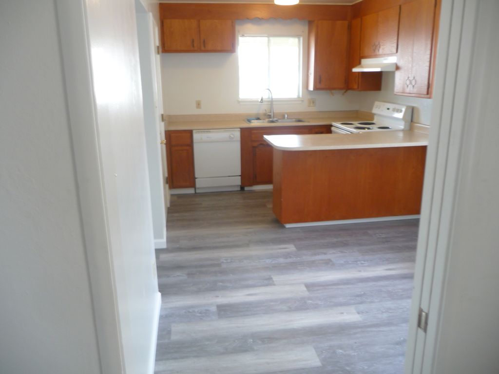 2332 Irma Way, Sacramento, CA 95825 - See Est. Value, Schools & More