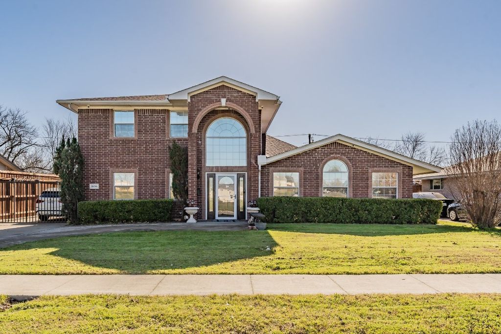 1606 Addington St, Irving, TX 75062 | MLS# 20511609 | Trulia