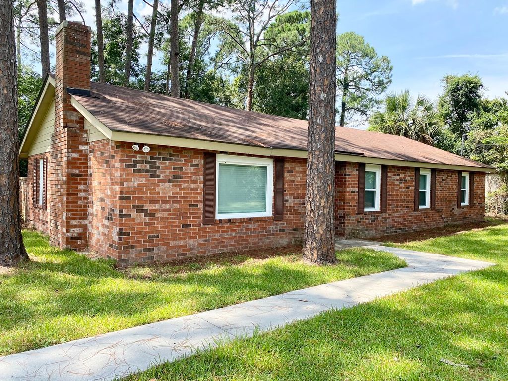 1315 Whitfield Park Dr, Savannah, GA 31406 - See Est. Value, Schools & More