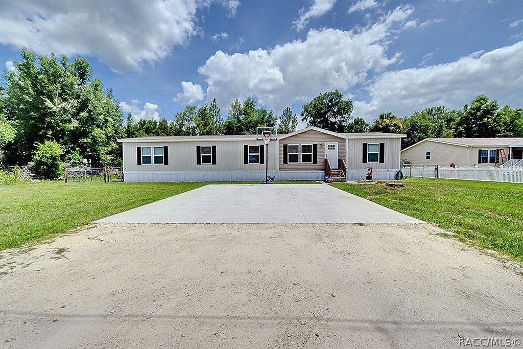 8174 W Tango Ct, Crystal River, FL 34428 Mobile/Manufactured for Sale ...