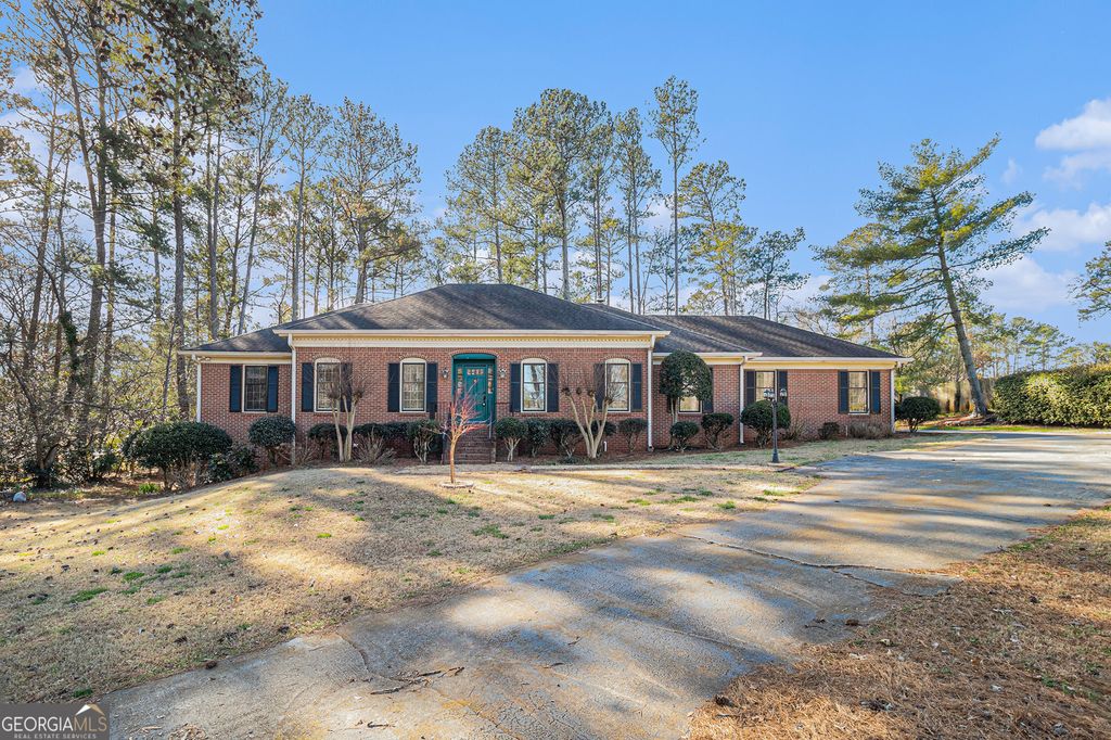 1029 Vineyard Dr SE, Conyers, GA 30013 - See Est. Value, Schools & More