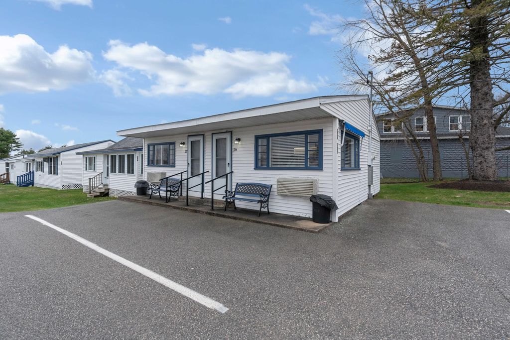 1277 Post Road UNIT 127-128, Wells, ME 04090 | MLS# 1588282 | Trulia