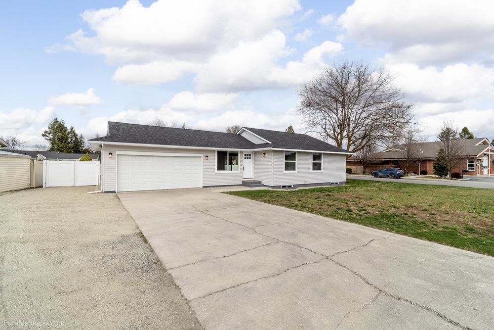 12025 E 32nd Ave, Spokane, WA 99206 - See Est. Value, Schools & More