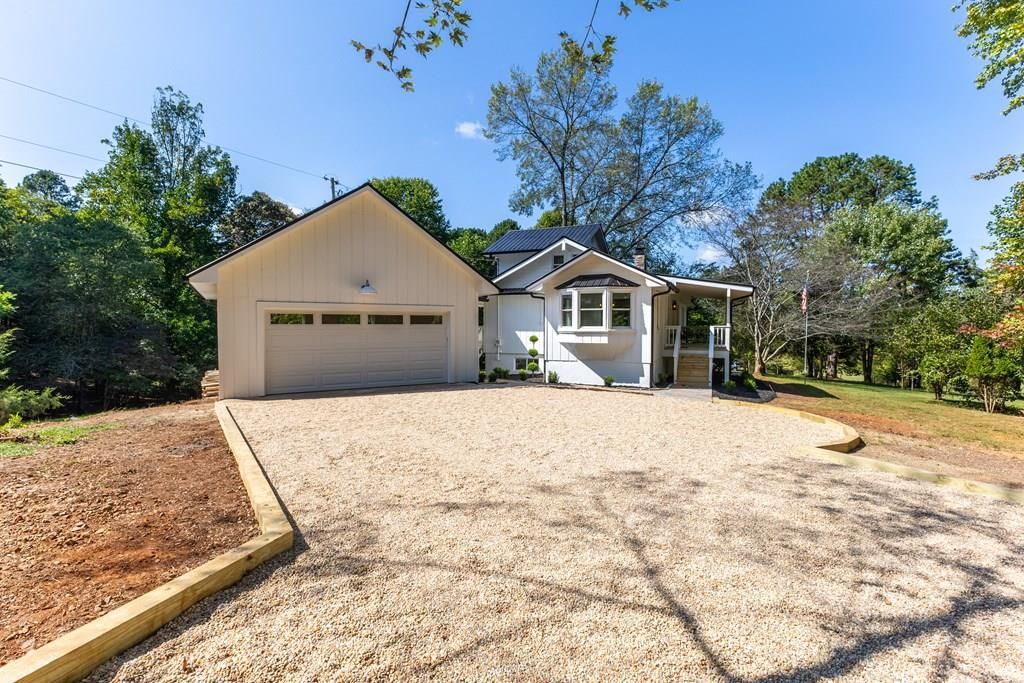 233 McCoy Rd, Franklin, NC 28734 - See Est. Value, Schools & More