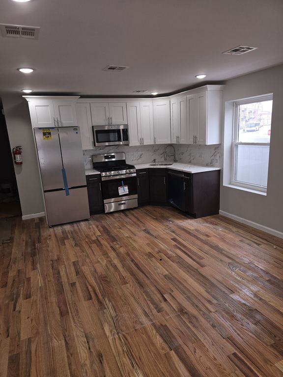 1-194 N 16th St #AA, East Orange, NJ 07017 - See Est. Value, Schools & More