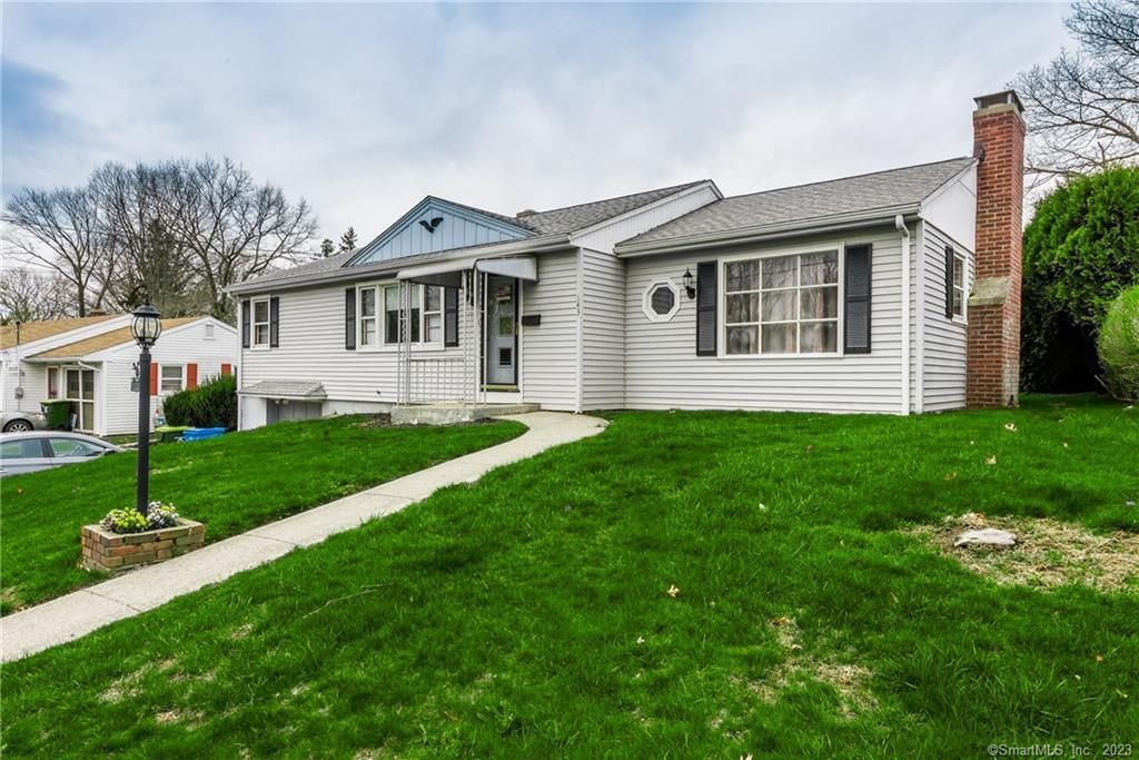 143 Beth Ln, Waterbury, CT 06705 | Trulia