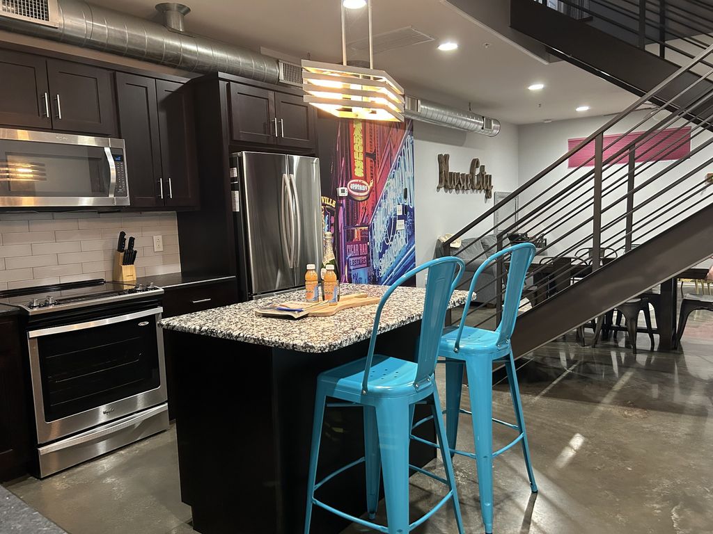 1035 Dickerson Pike, Nashville, TN 37207 | Trulia