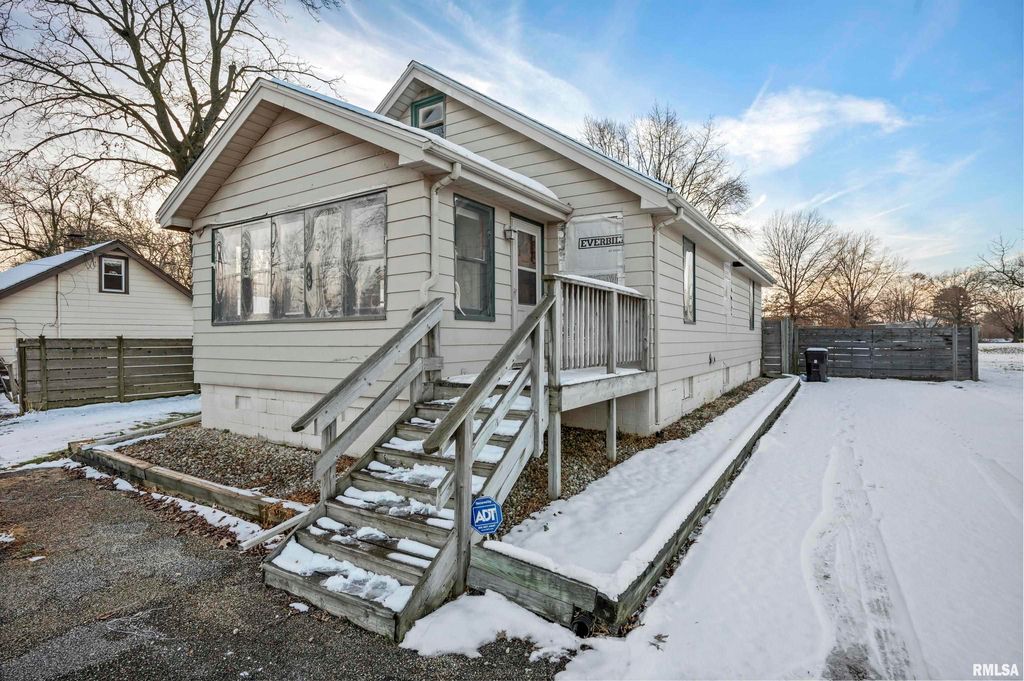 6309 N Sheridan Rd, Peoria, IL 61614 | Trulia