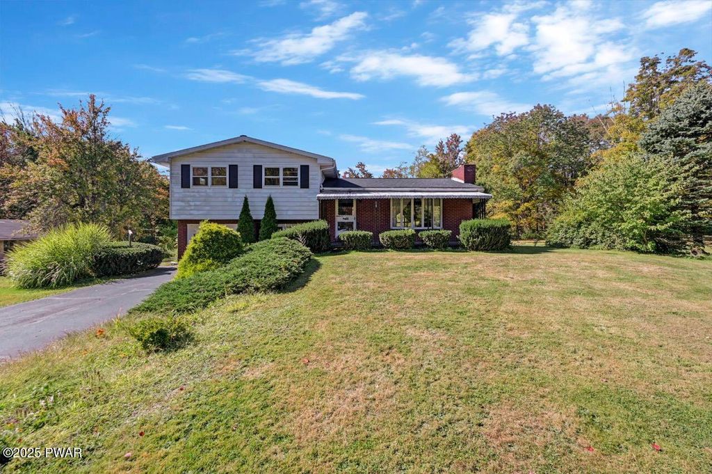 100 Spring Hill Rd, Moscow, PA 18444 - See Est. Value, Schools & More