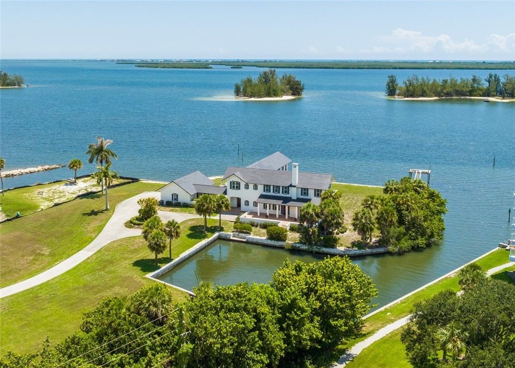 6688 110th St, Sebastian, FL 32958 | MLS# 279579 | Trulia