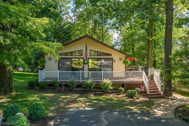 2 Deer Run Dr, High Bridge, NJ 08829 | Trulia