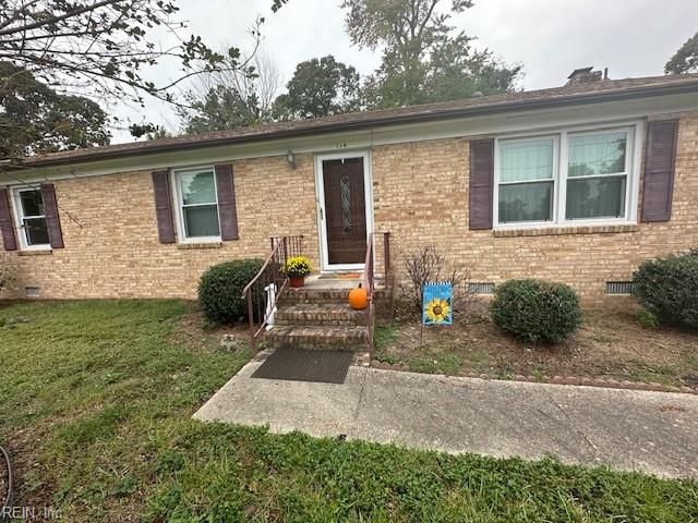 114 Laura Ln, Yorktown, VA 23692 - See Est. Value, Schools & More