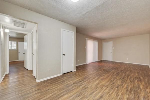 701 S Great Southwest Pkwy #114, Grand Prairie, TX 75051 - See Est ...