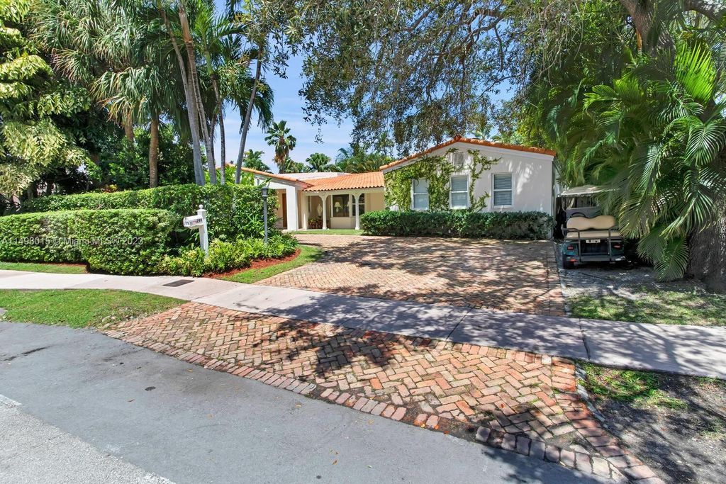 299 W Mashta Dr, Key Biscayne, FL 33149 | MLS# A11498015 | Trulia