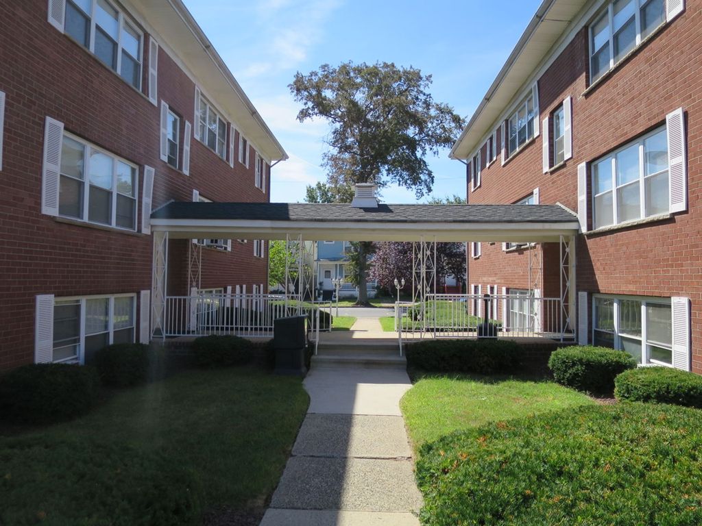 337 Seminary Ave #B-01, Rahway, NJ 07065 | Trulia