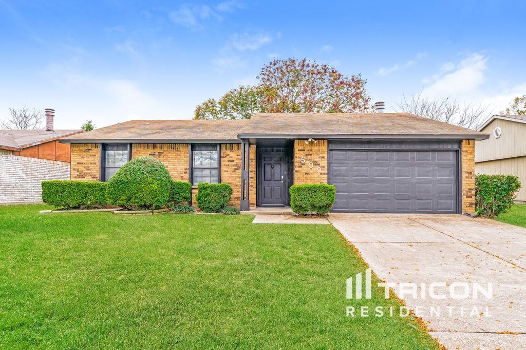509 Forestwood Dr, Forney, TX 75126 - See Est. Value, Schools & More