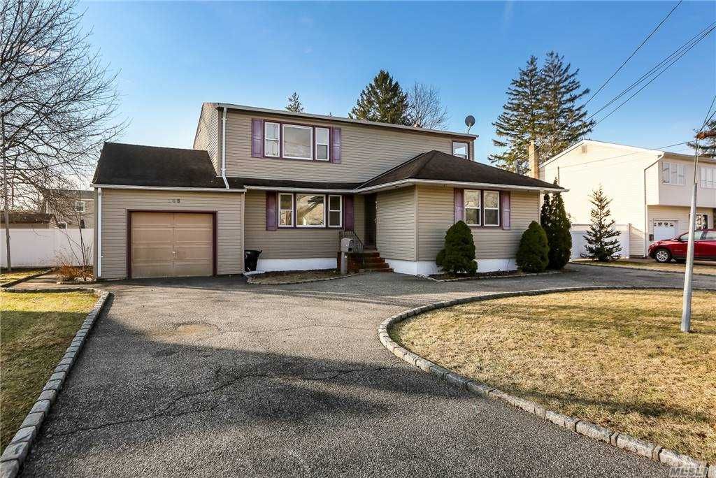 145 38th Street Lindenhurst Ny 11757 Trulia