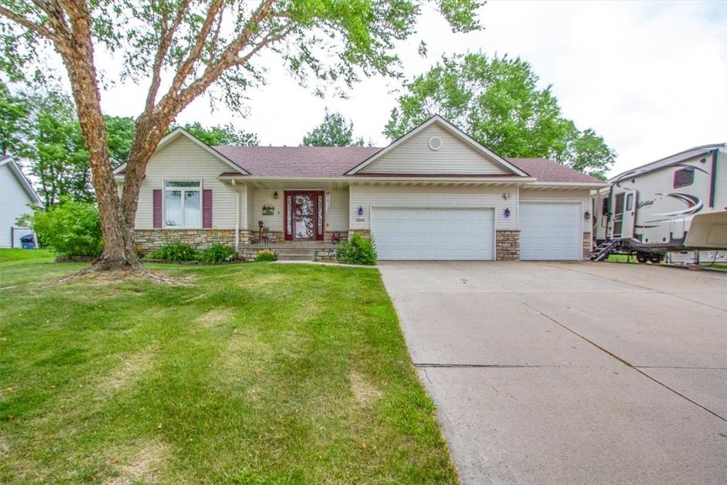 4006 SE 24th Ct, Des Moines, IA 50320 | Trulia