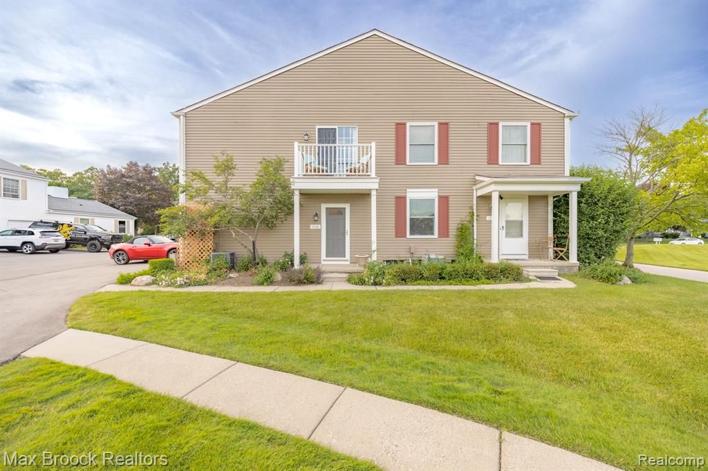 1556 Mariner Dr #109, Walled Lake, MI 48390 - See Est. Value, Schools ...