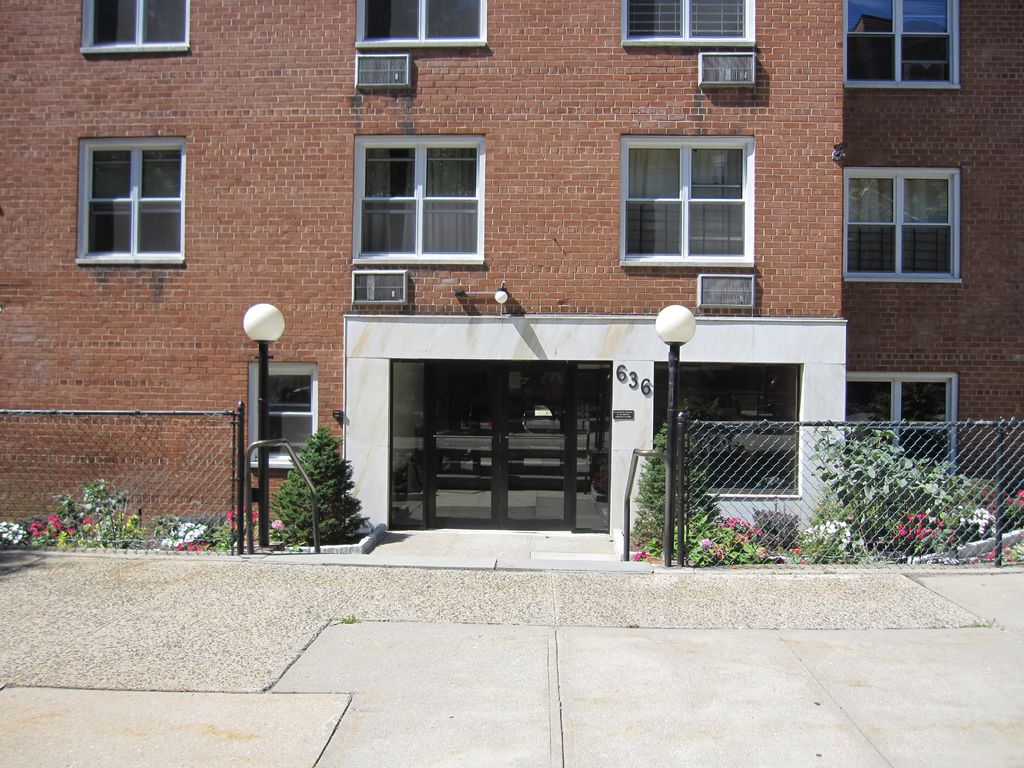 636 N Terrace Ave #2C, Mount Vernon, NY 10552 - See Est. Value, Schools ...