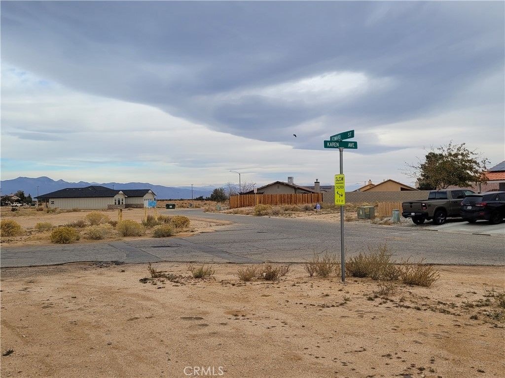 Karen Ave #355, California City, CA 93505 | MLS# CV23218444 | Trulia