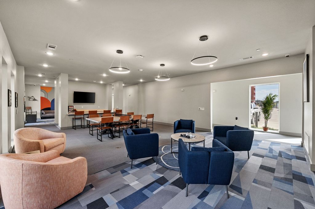 2422 S Carrier Pkwy #416, Grand Prairie, TX 75051 - See Est. Value ...