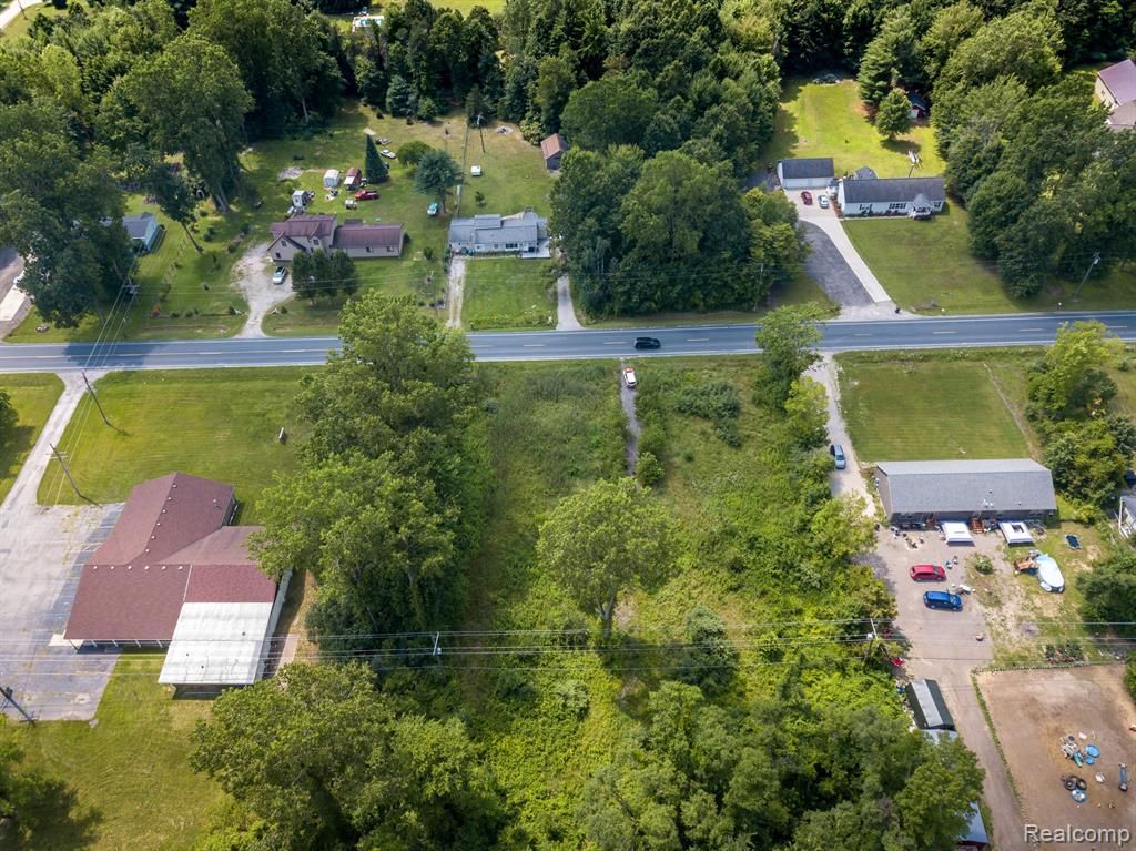 13685 Rawsonville Rd, Belleville, MI 48111 - See Est. Value, Schools & More