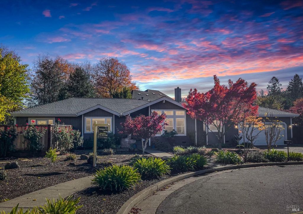 519 Debra Ct, Santa Rosa, CA 95404 - See Est. Value, Schools & More
