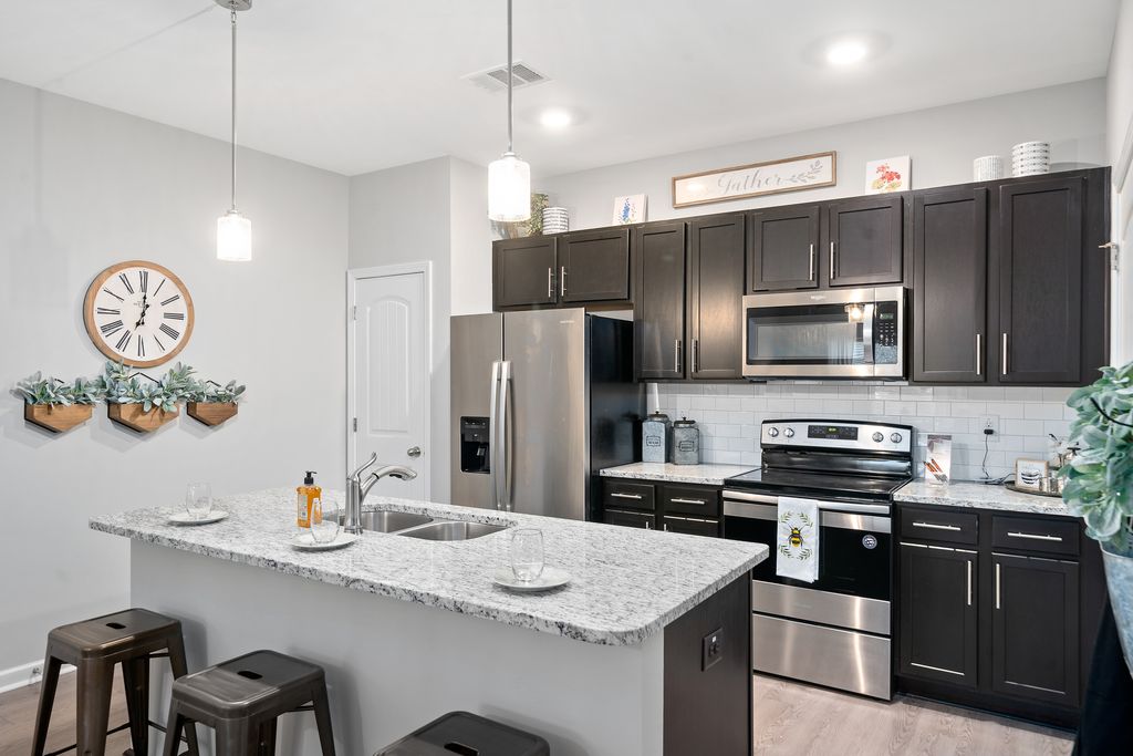 1985 Needmore Rd #4-4301, Clarksville, TN 37042 | Trulia