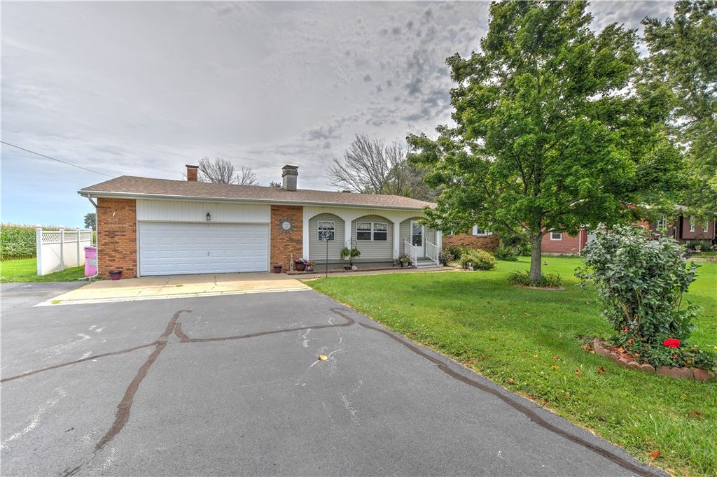 4690 Needle Rd, Decatur, IL 62526 | Trulia