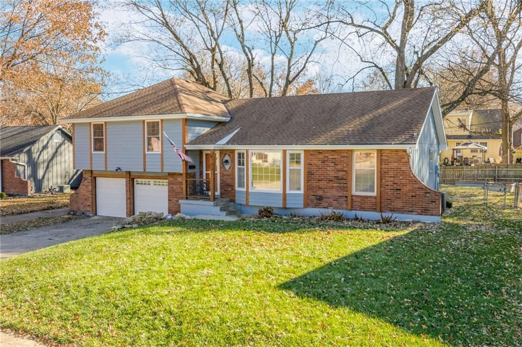 6709 E 126th St, Grandview, MO 64030 - See Est. Value, Schools & More