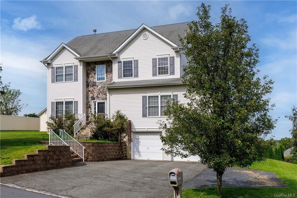 2058 Independence Drive, New Windsor, NY 12553 | Trulia