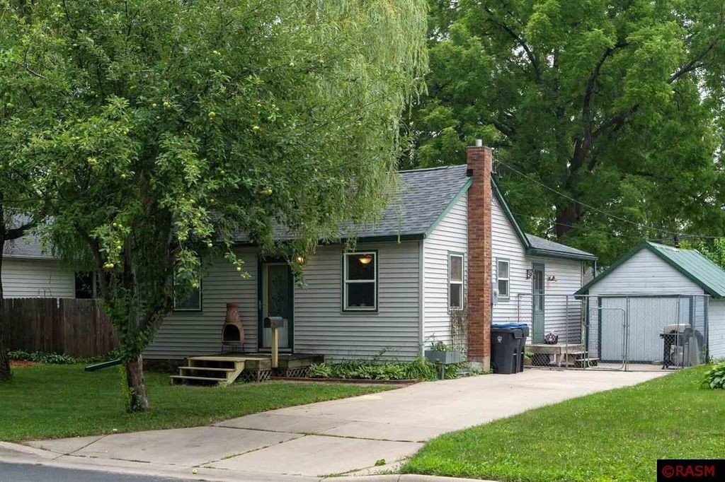 1327 Marsh St, Mankato, MN 56001 | Trulia