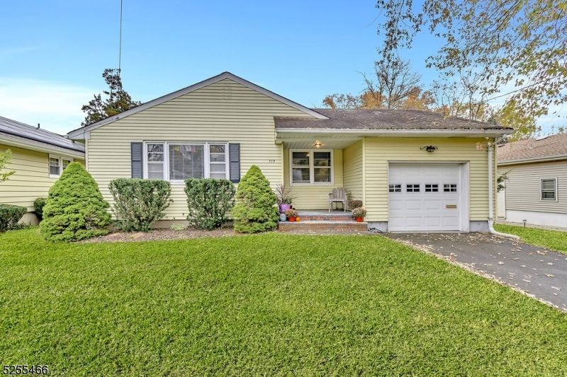 719 Coolidge Ave, North Plainfield, NJ 07063 - See Est. Value, Schools ...